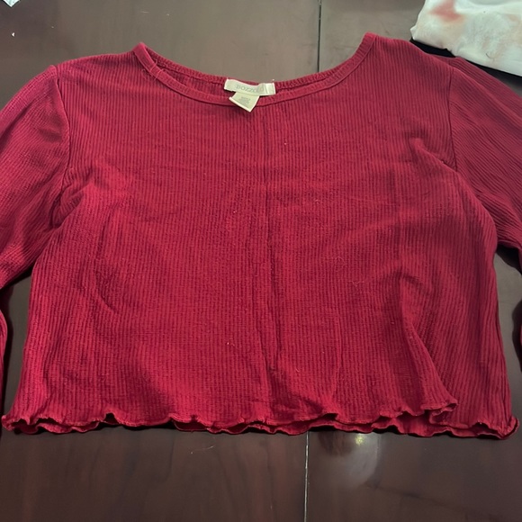Bozzolo | Tops | Bozzolo Red Long Sleeve Crop | Poshmark